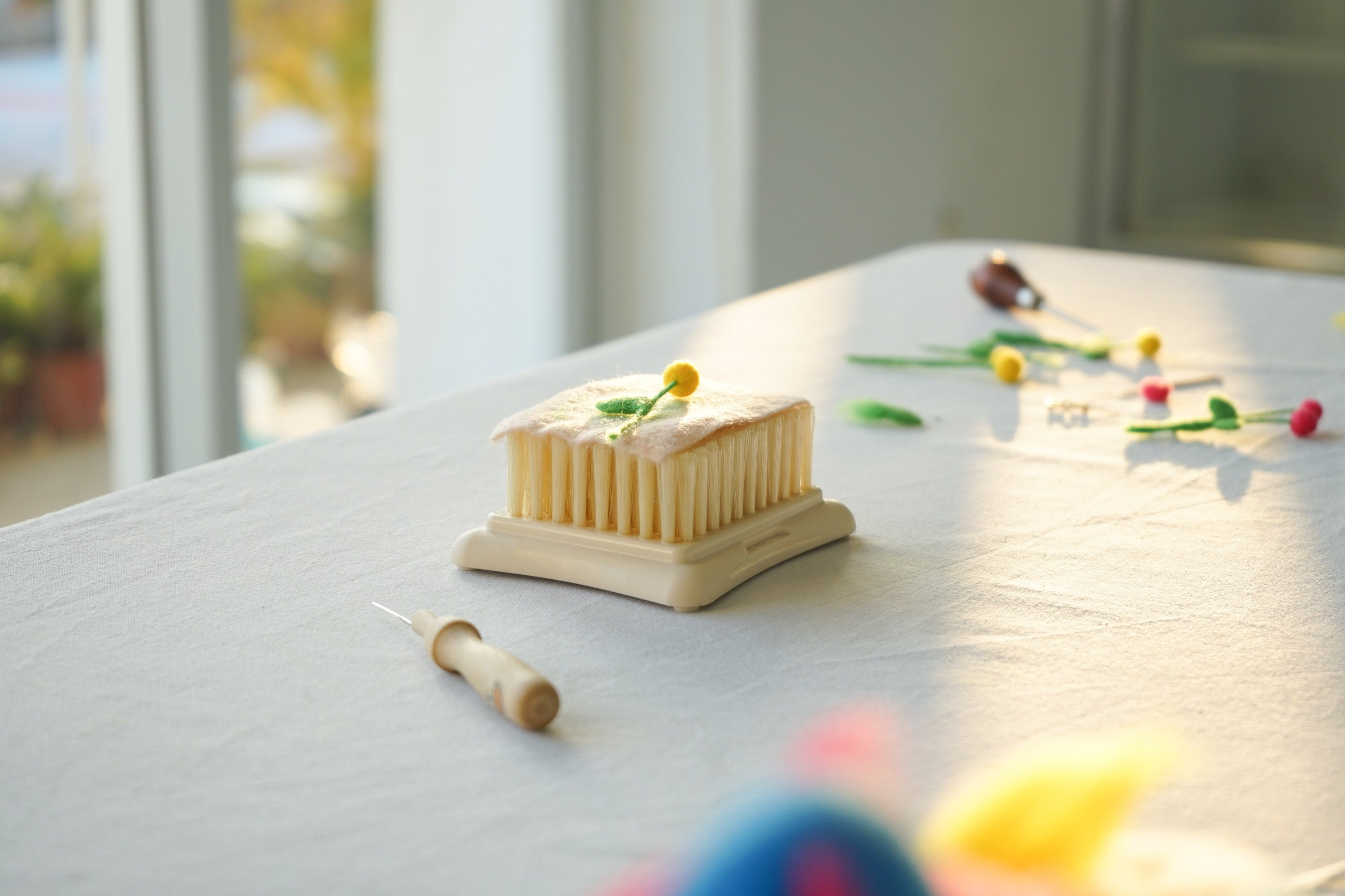 Needle Felt a Flower Brooch, Tutorial Video - Etsy