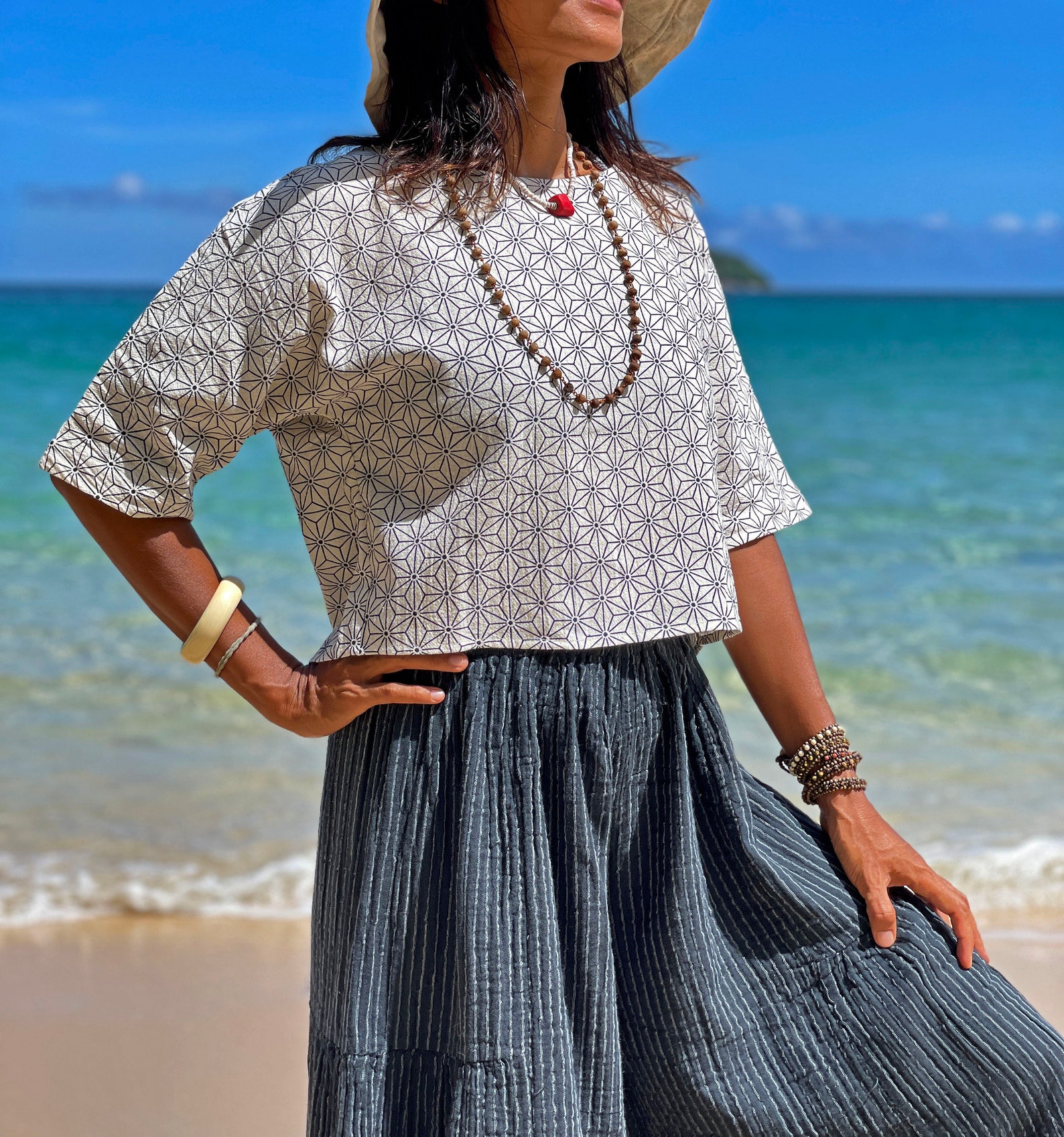 Loose Crop Top Geometric Top Flower of Life Pattern Top - Etsy