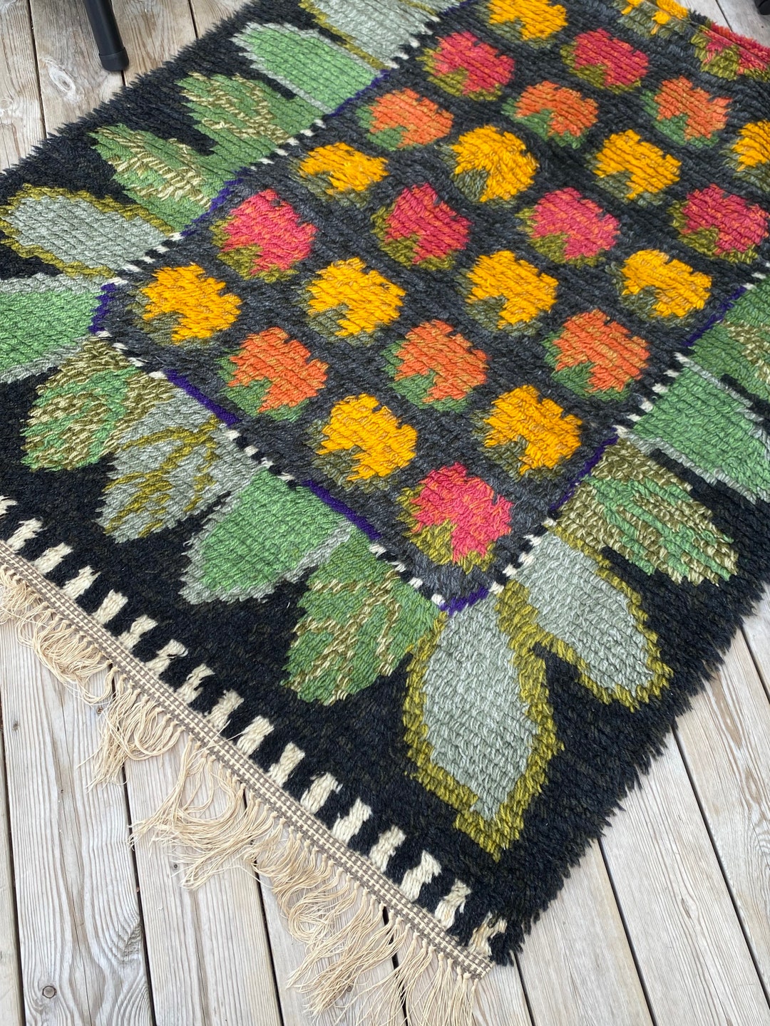 Scandinavian Rug, Floral Rya Rug Design 60s. Handmade in Sweden in the ...