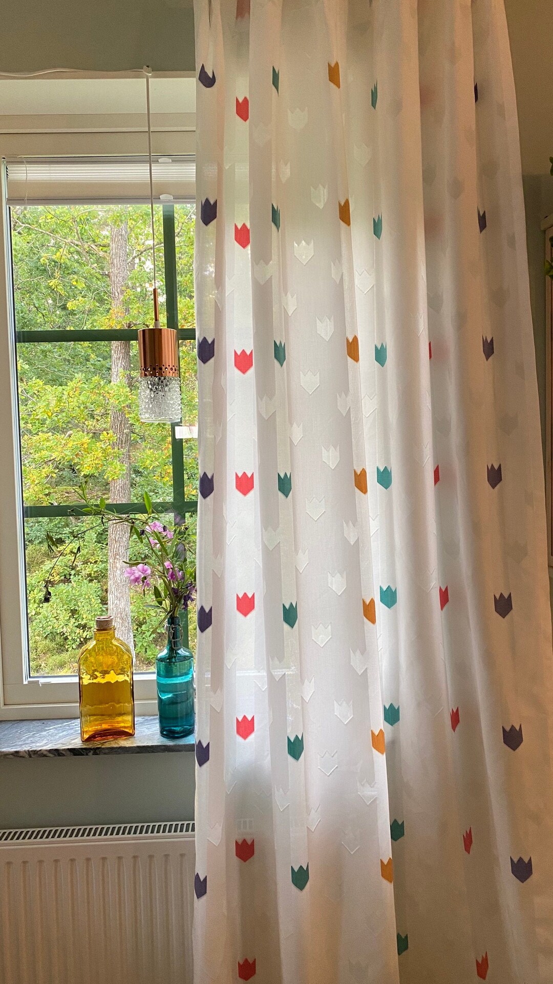 Scandinavian Modern Living Room Curtains in Fabric Stylized Tulips ...