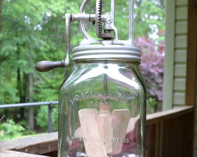 Vintage DAZEY Butter Churn No 40 Glass Metal Hand Crank Butter Churn ...