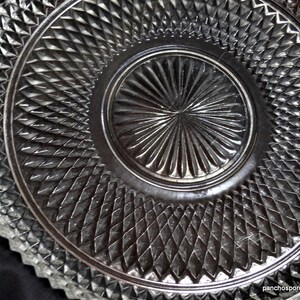 Vintage DIAMOND POINT Glass Platter Round Clear Pressed Glass Serving ...