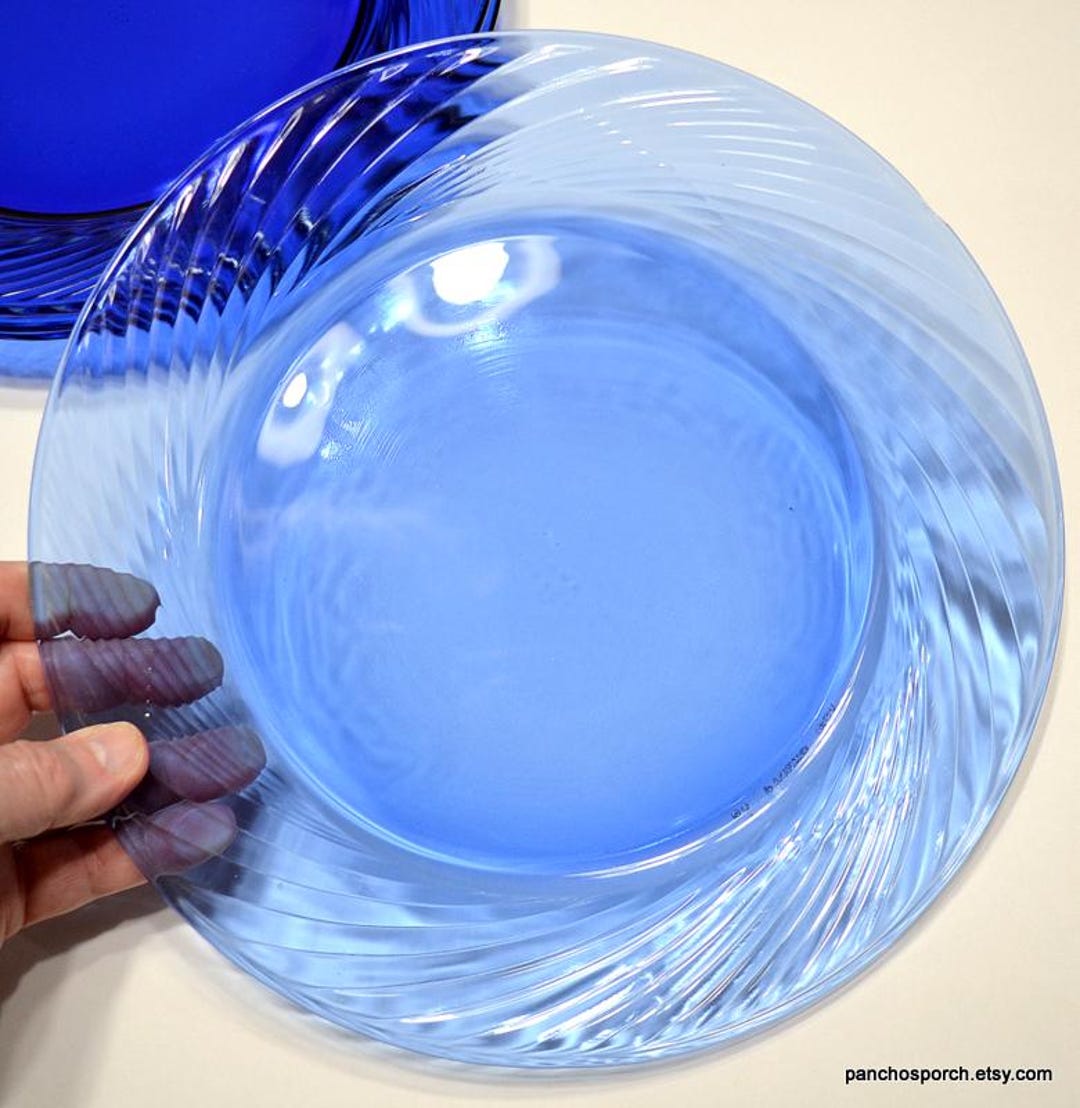 Vintage PYREX Festiva Colbalt Blue Glass Dinner Plate Set of 4 Swirl ...