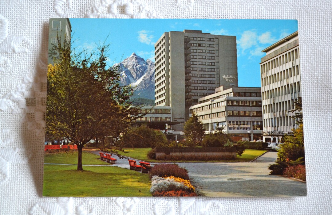 Vintage AUSTRIA Postcard Innsbruck Holiday Inn Hotel European Vacation ...