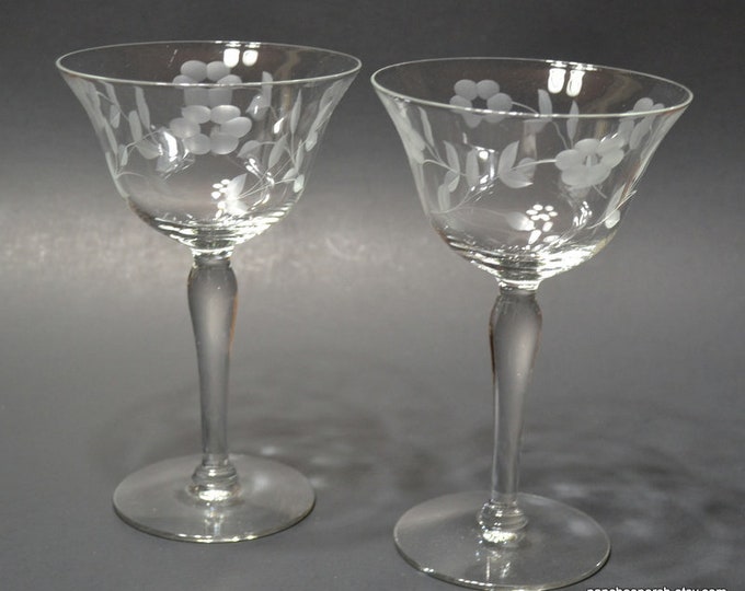 Vintage Etched Wine Glass Set of 2 Floral Wine Glasses Tall Sherbet ...