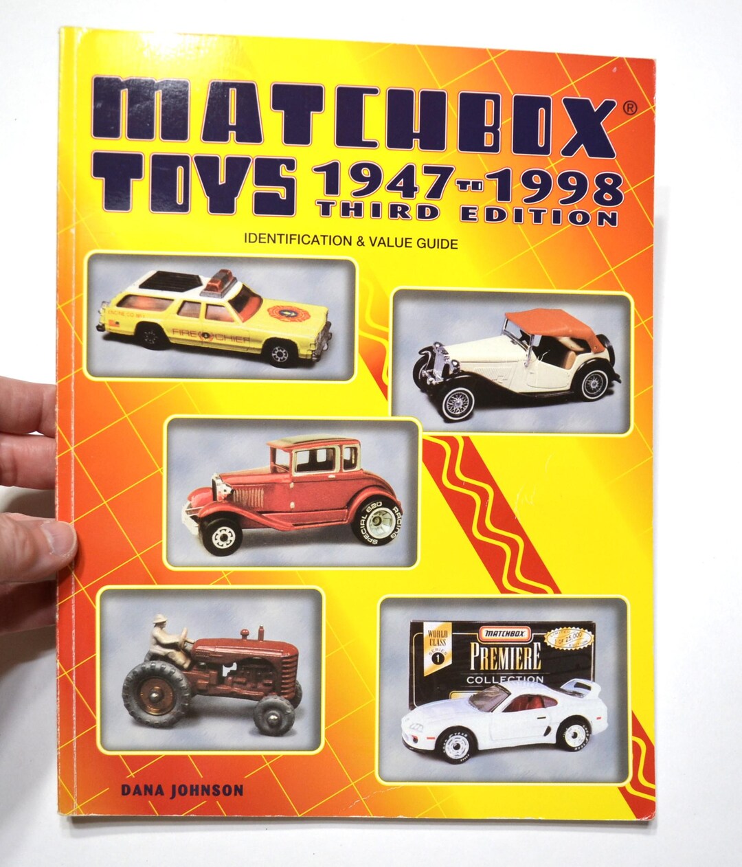 Matchbox Toys 1947 - 1998 Identification Value Guide Dana Johnson ...