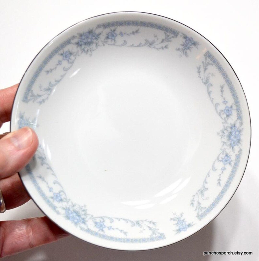 Vintage Sheffield Blue Whisper Fruit Bowl: Floral Platinum Rim ...