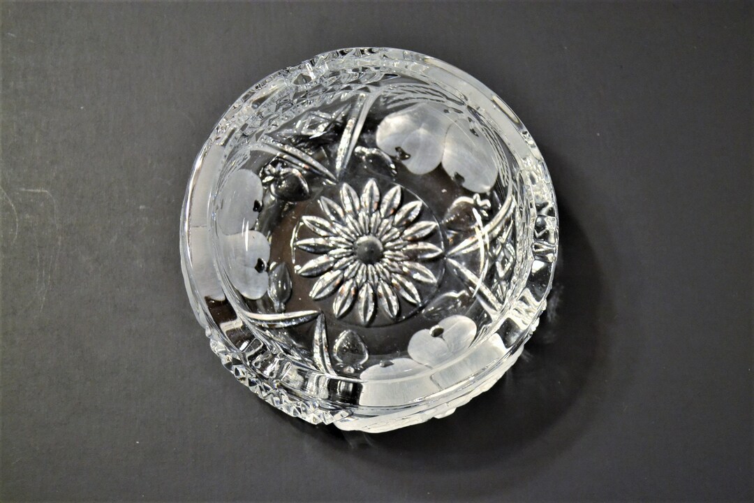 Vintage Cut Crystal Ashtray Fruit Pattern Tobacciana Cigarette Smoker ...