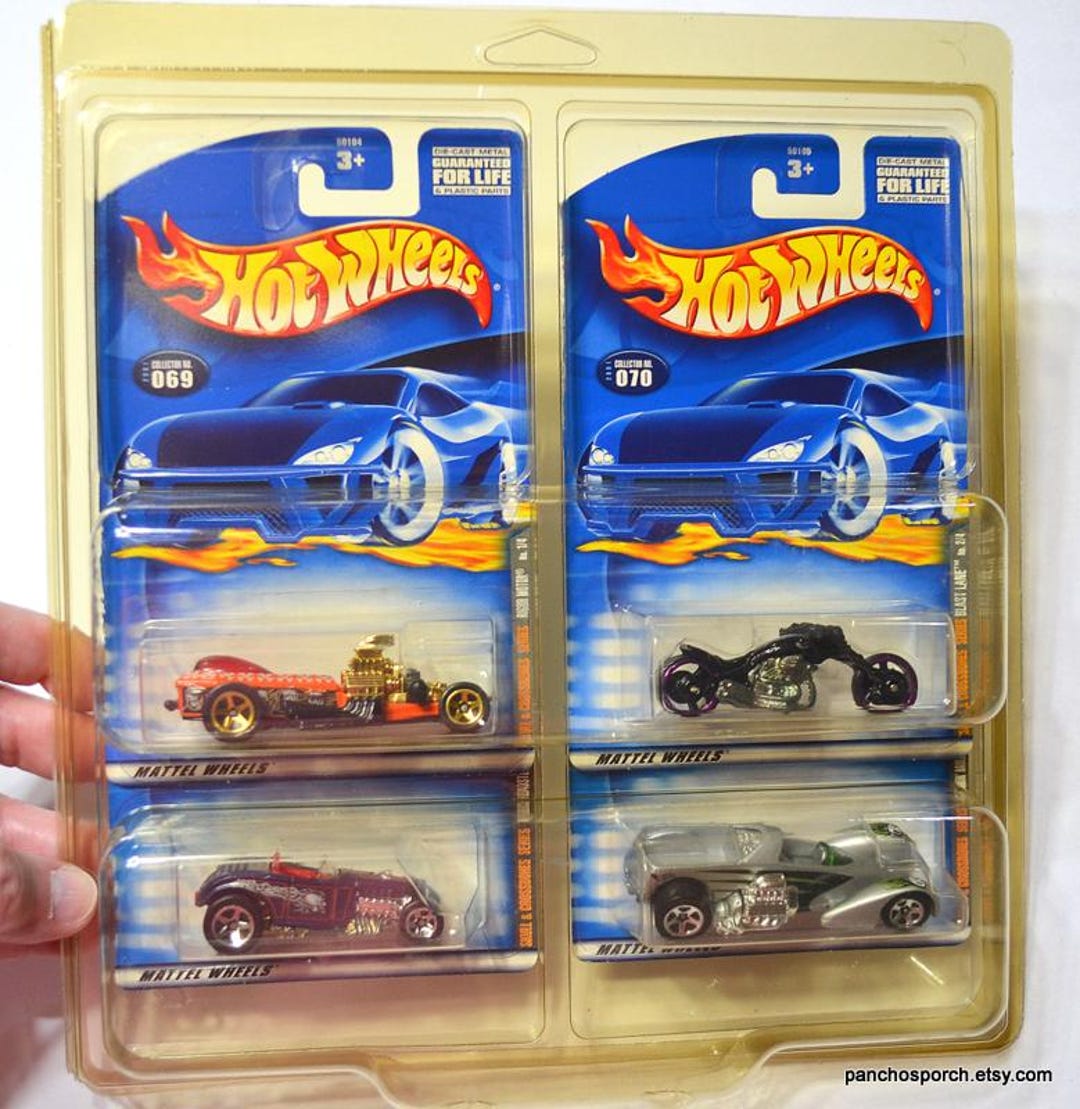 Vintage Hot Wheels Skull & Crossbones Set: 2001 Mattel Diecast Cars in ...