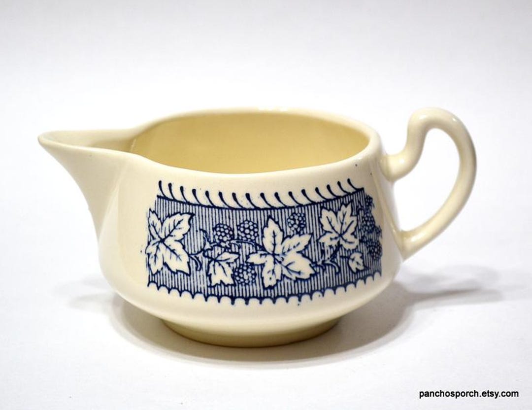 Vintage Homer Laughlin Creamer: Shakespeare Country Blue, Berry Leaf ...