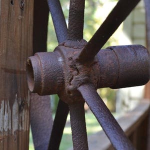 Vintage Rusty Metal Wheel 16 Inch Rustic Farm Barn Find Industrial ...