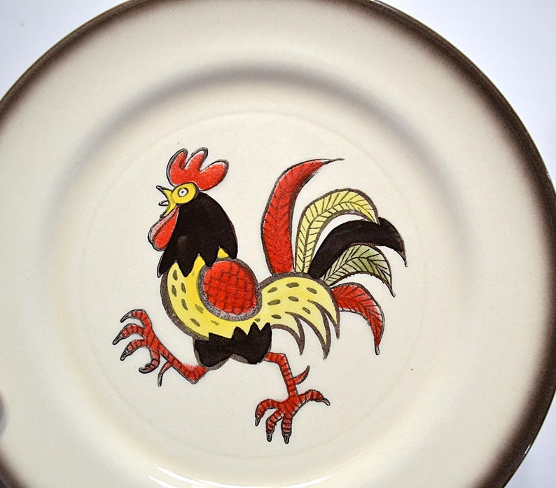 Vintage Red Rooster Dinner Plate: Retro Farmhouse Kitchen Decor USA - Etsy