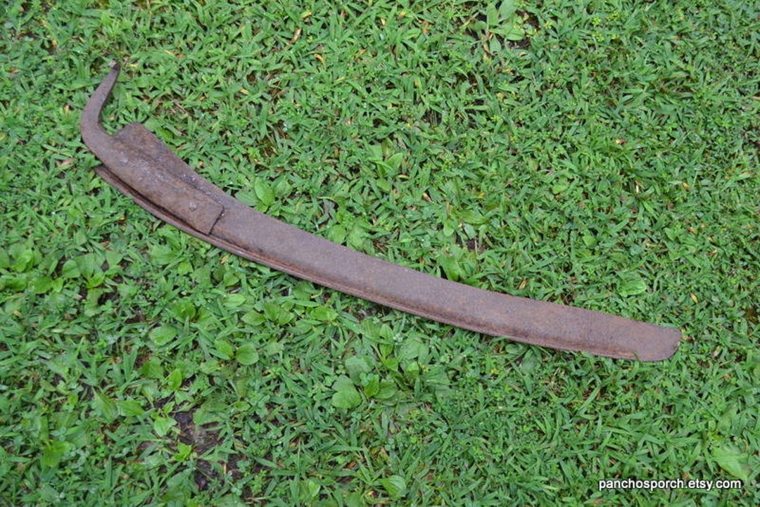 Vintage Metal Scythe Blade Old Farm Tool Rusty Metal Garden Art Wall ...