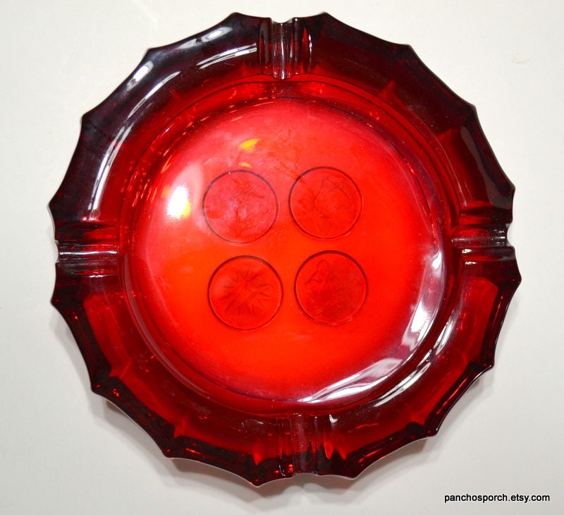 Vintage Fostoria Ruby Red Glass Ashtray Coin Pattern Center - Etsy Vintage Fostoria Ruby Red Glass Ashtray Coin Pattern Center - Etsy