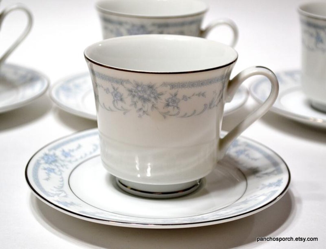 Vintage Sheffield Blue Whisper Cup and Saucer Set of 4 White Blue ...
