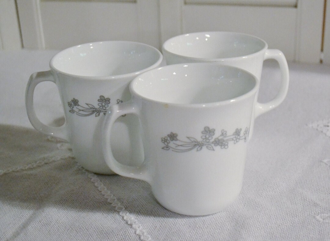Vintage Corning Mug Set of 3 Ribbon Bouquet Livingware Gray and White ...