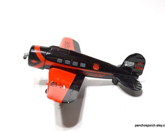 SPEC CAST Shell DC-3 Die Cast Plane Coin Bank Shell Petroleum Corp ...