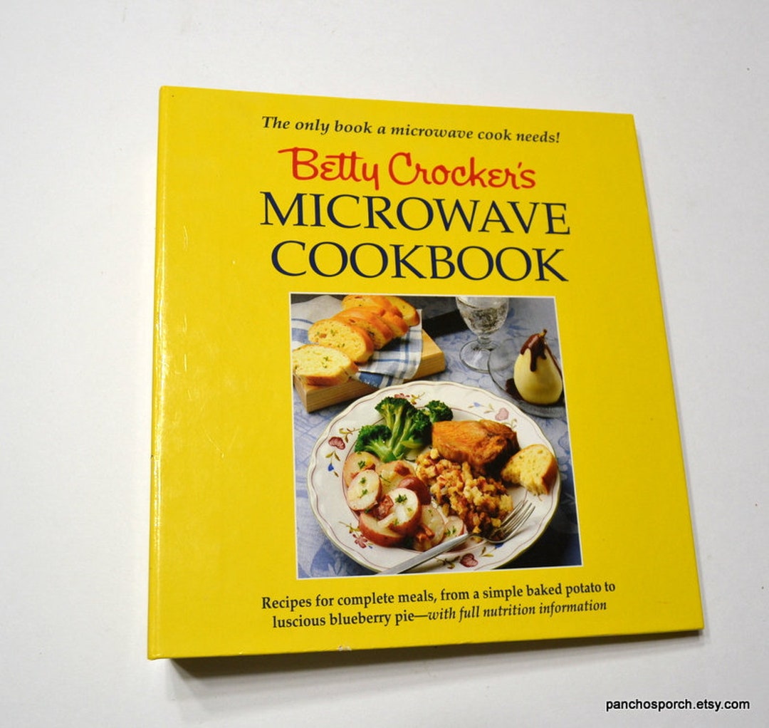 Vintage Betty Crocker Microwave Cookbook - 1990s 5-ring Binder - Etsy