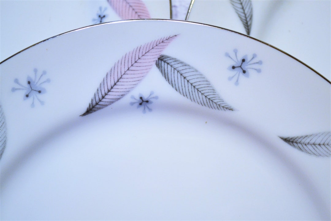 Vintage Serenade Salad Plate Set of 4 Narumi Pastel Pink Gray Feathers ...