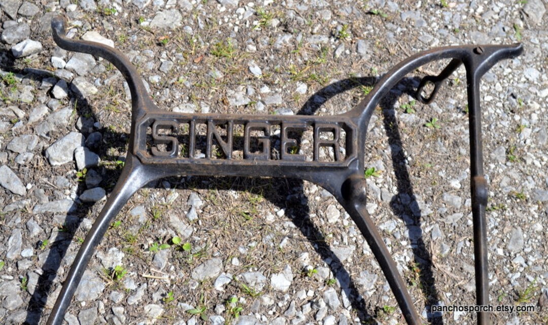Vintage SINGER Treadle Sewing Machine Cast Iron Frame Part Black ...