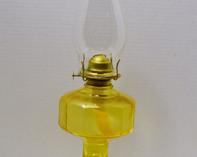 Vintage Yellow Glass Oil Lamp Non Electric Made in USA Panchosporch - Etsy