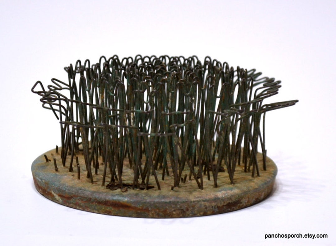 Vintage Blue Ribbon Metal Frog Flower Holder Green Number 6 Large ...