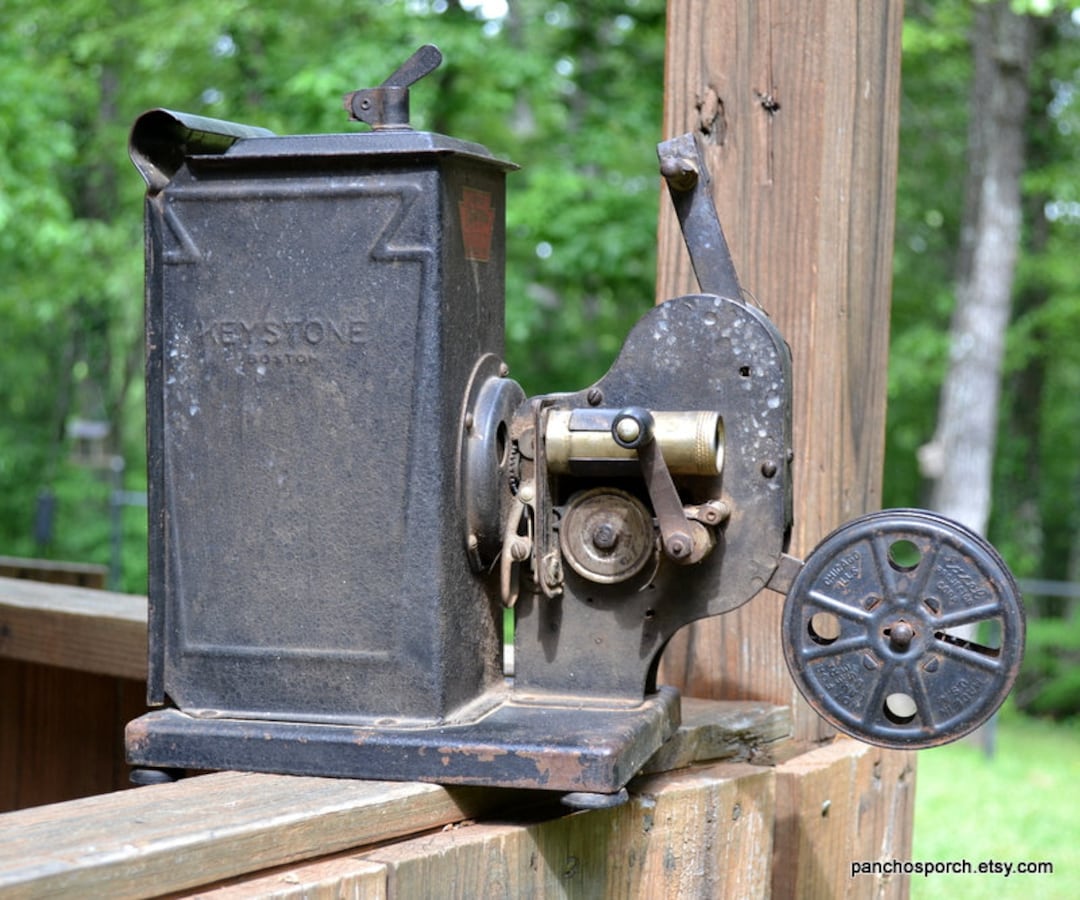Vintage KEYSTONE KINESCOPE Projector Model 32 Black Metal Hand Crank ...