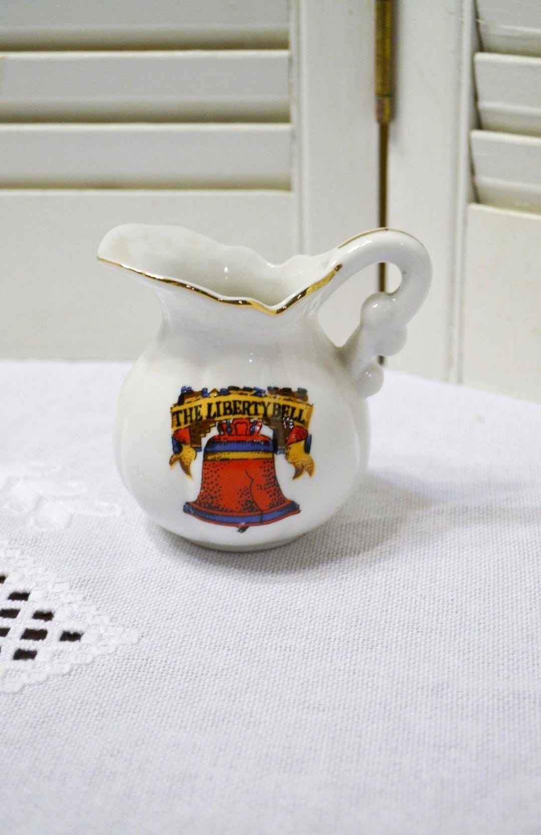Vintage Liberty Bell Pitcher: Philadelphia Souvenir, Enesco Japan - Etsy