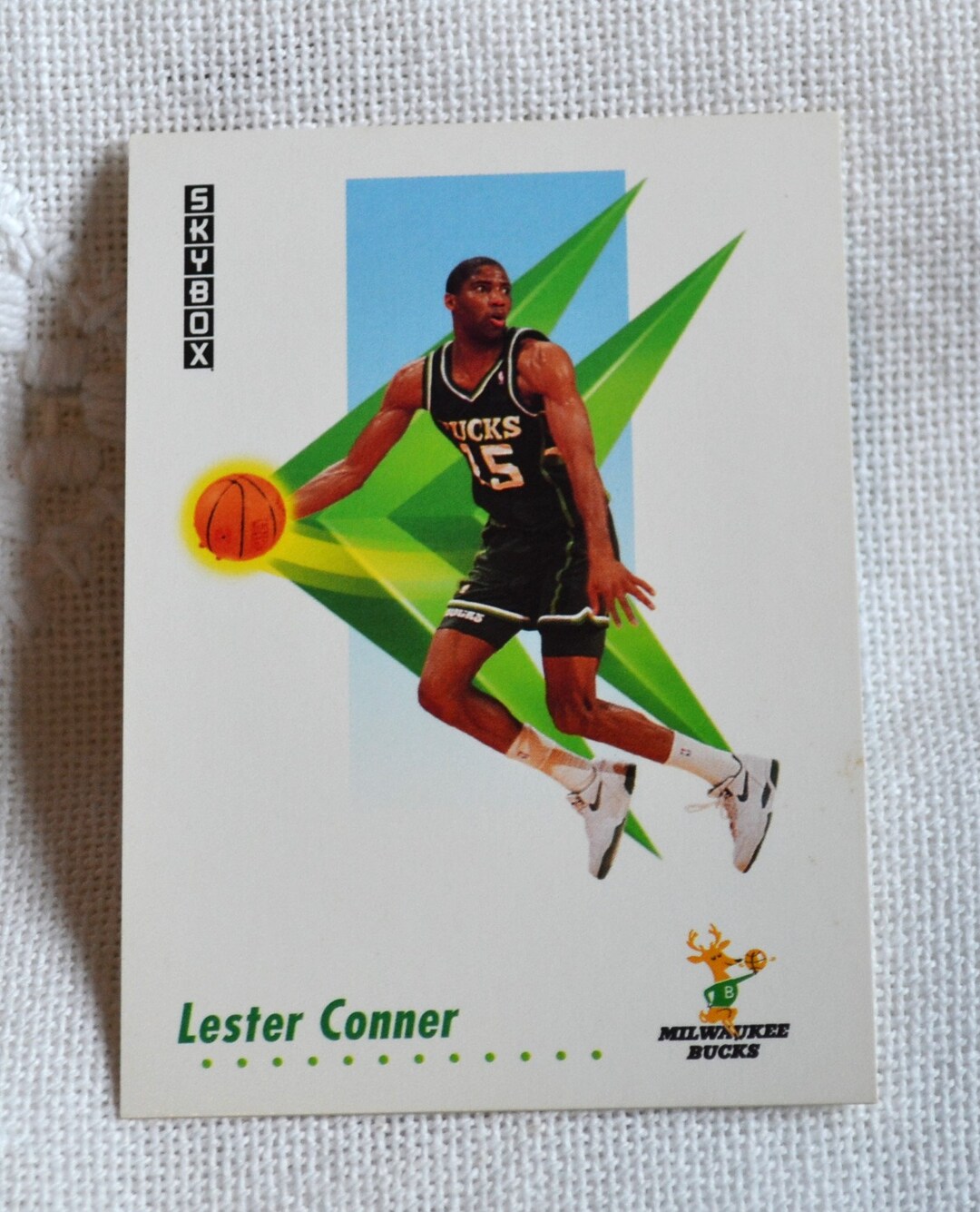 Lester Conner 1991-92 Skybox Basketball Card: Milwaukee Bucks NBA ...