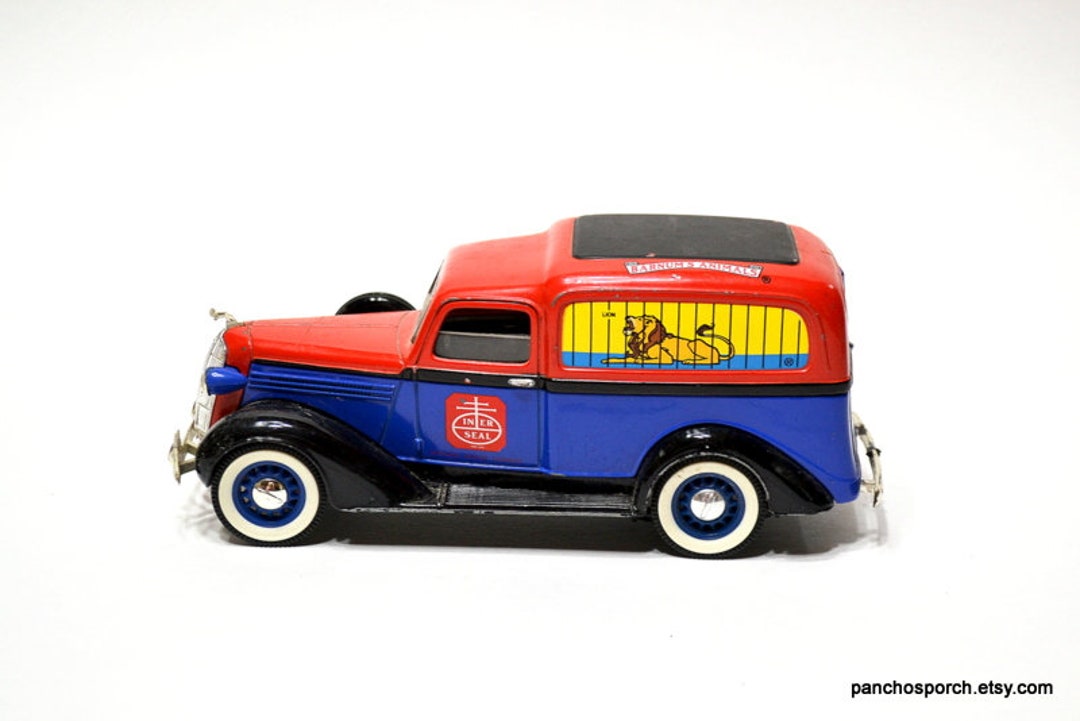 Vintage Barnums Animals Bank Nabisco Die Cast Delivery Truck 1936 Dodge ...