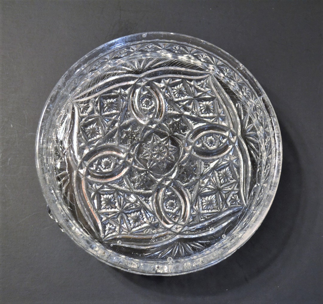 Vintage Clear Glass Base Stand Display Tray Round Shallow Footed Bowl ...