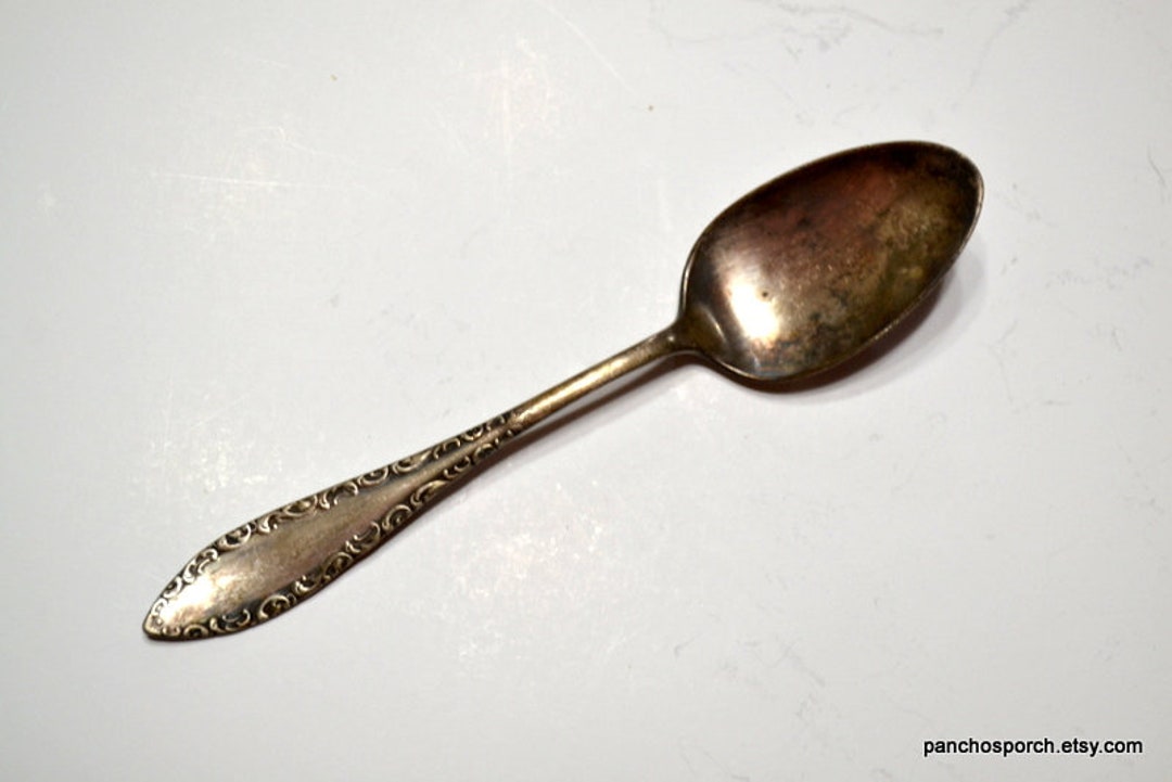 Vintage SAVOY Silver Plate Teaspoon Swirl Pattern 1847 Rogers Bros ...
