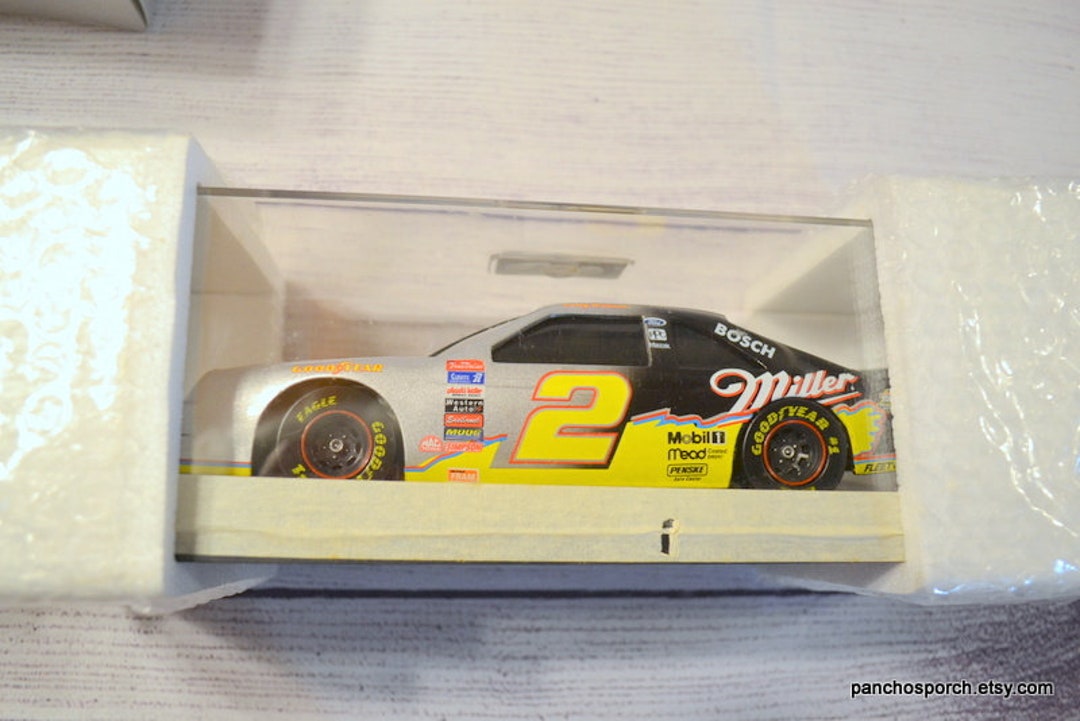 Vintage Rusty Wallace Bank Miller Racing Team Winston Cup Collectible 1 ...