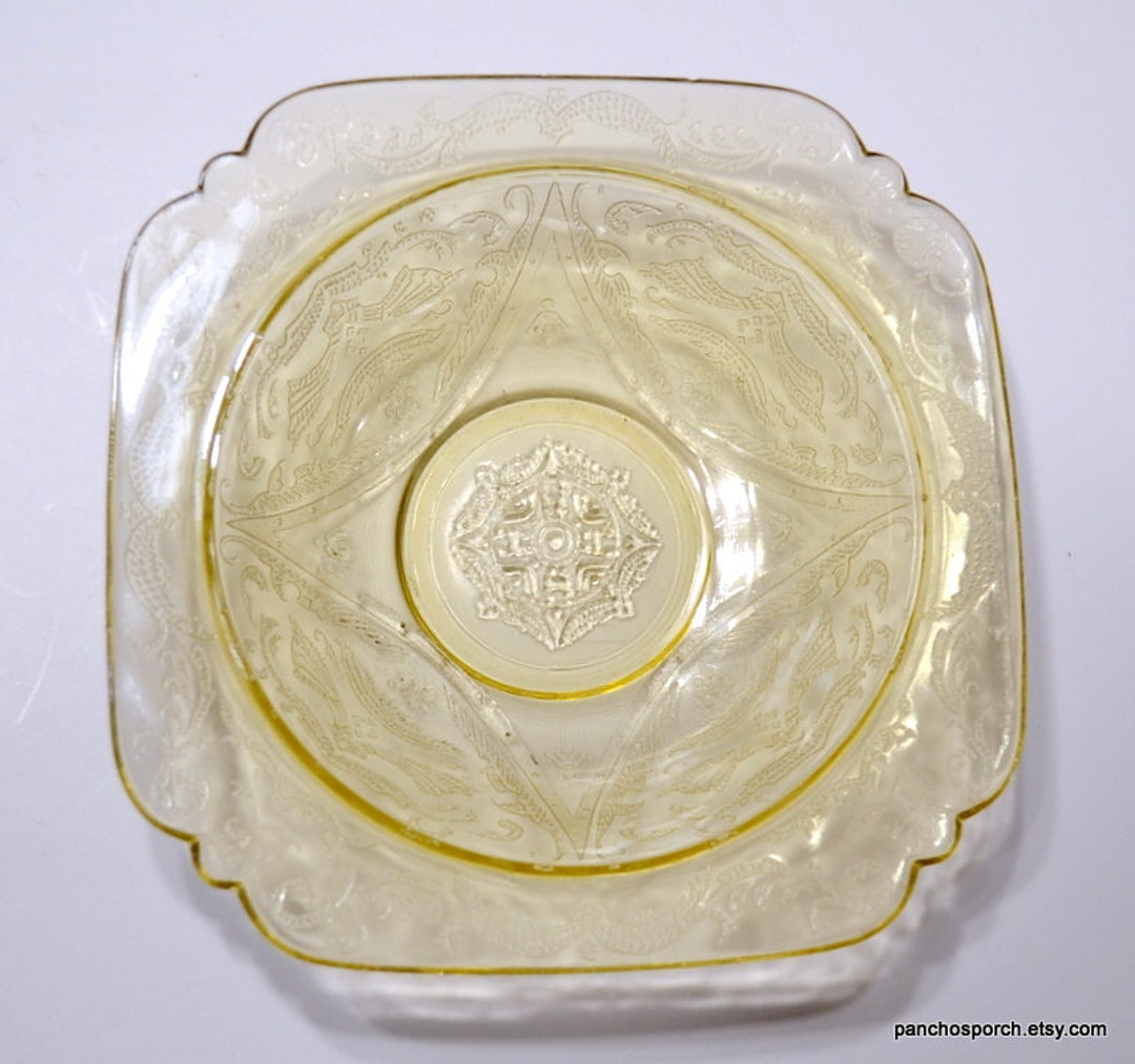 Vintage Federal Glass Madrid Amber Soup Bowl Light Yellow Gold Pressed ...