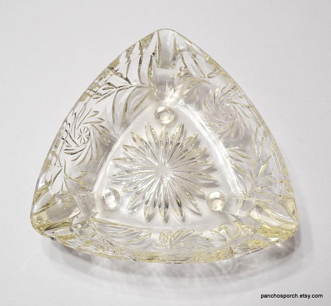 Vintage Triangle Glass Ashtray: Starburst Pinwheel Candy Trinket Dish ...
