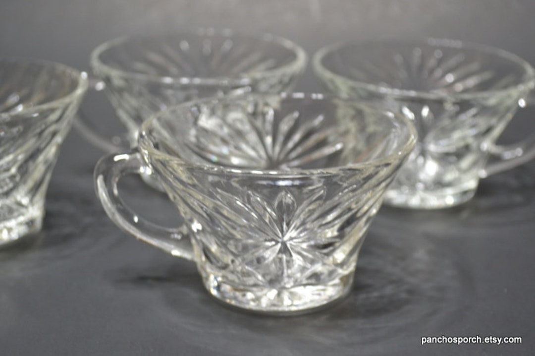 Vintage PRESCUT CLEAR Punch Cup Set of 4 Pressed Glass Star Pattern ...