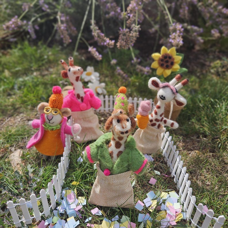 Needle Felted Margie Merry Mouse: Handmade Wool Hanging Decoration - Etsy