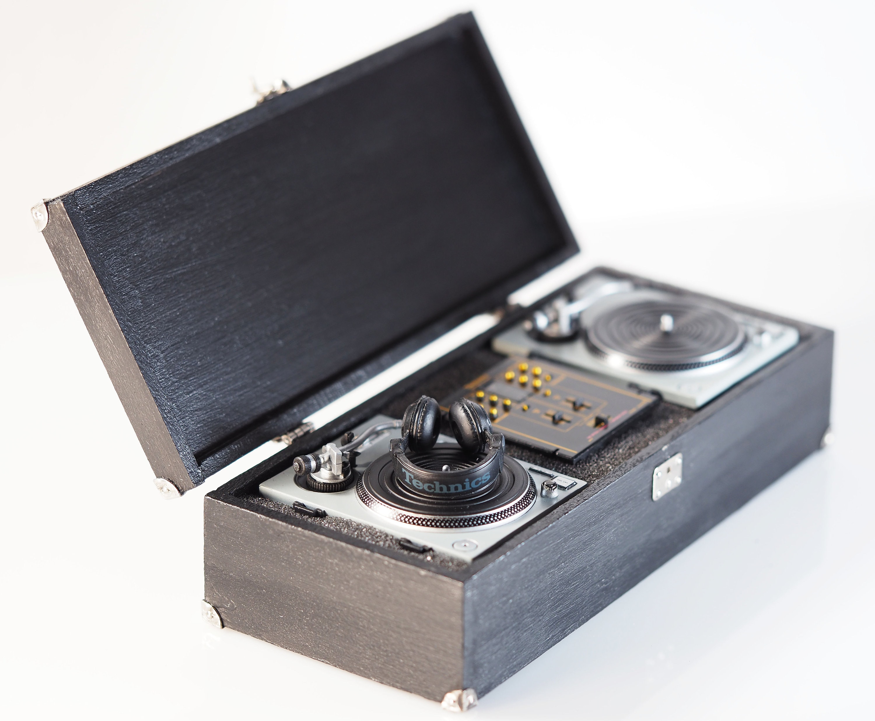 1:12 Scale Handmade Wooden 80’s/90’s Dj Crate/coffin for Technics ...