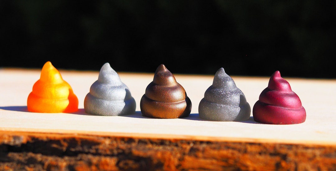 Mylilshietz Metallic Delights Biodegradable Eco-friendly Resin Poop Set ...
