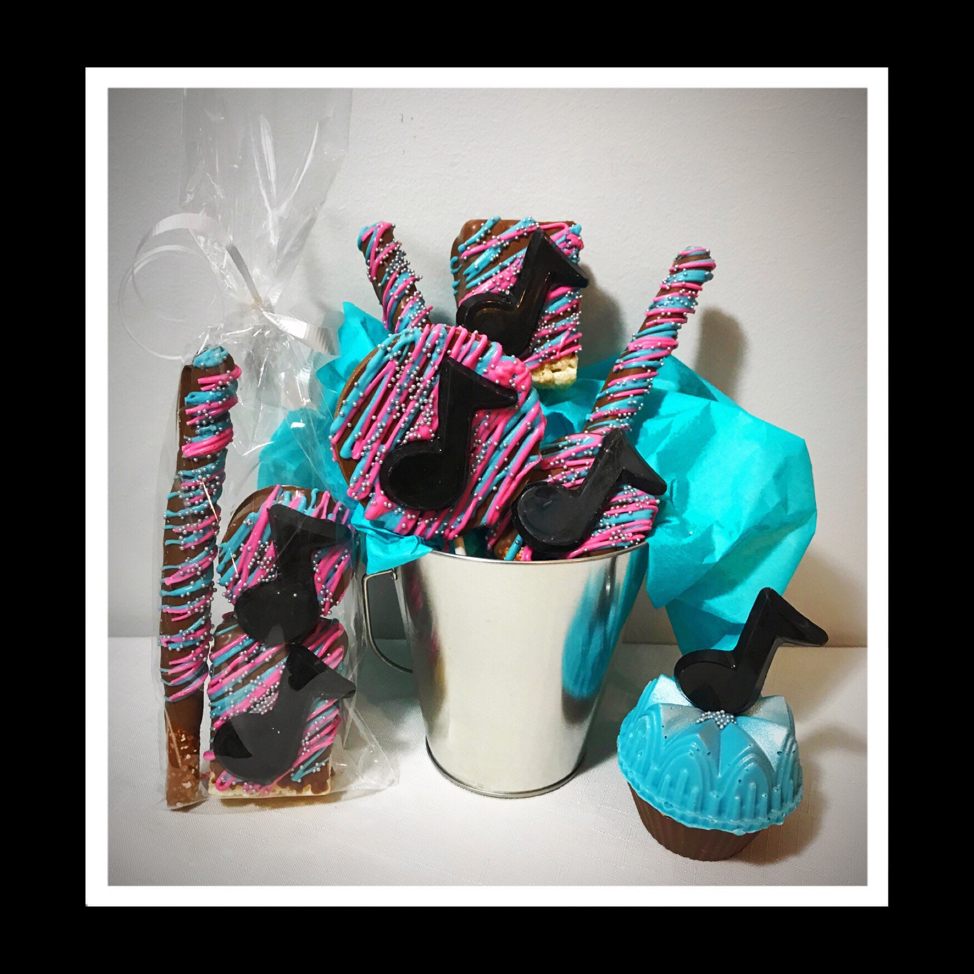 Music Note Chocolate Treats: Oreos, Krispies, Lollipops Party Favors - Etsy