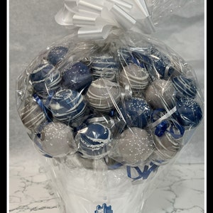 College Commit Cake Pop Basket: Custom School Colors - Etsy