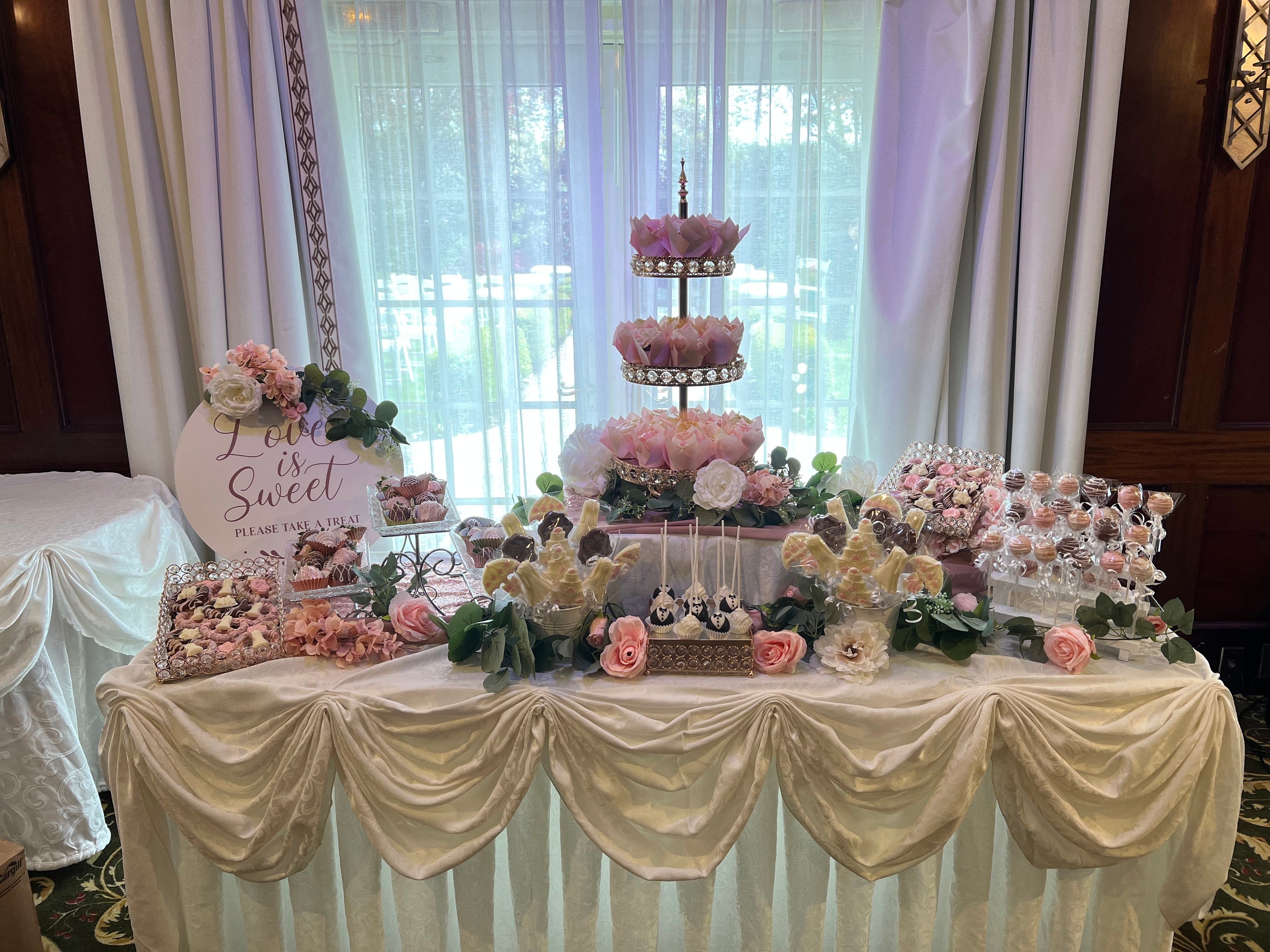 Elegant wedding candy table 60 photos - Astyledwedding.com