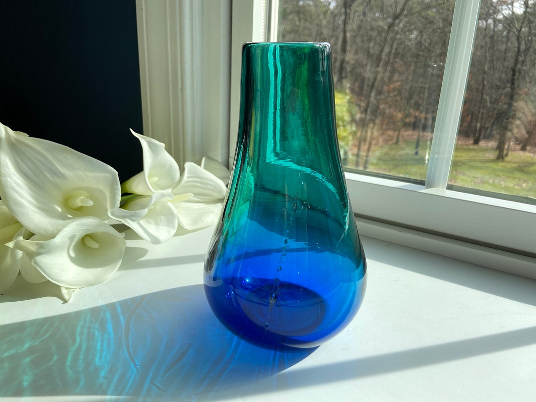 Hand Blown Glass Vase, Deep Blue and Teal, Ombre Vase, Caribbean ...