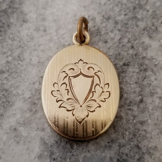 Vintage Shield Cartouche Center Gold Filled Oval Shap… - Gem