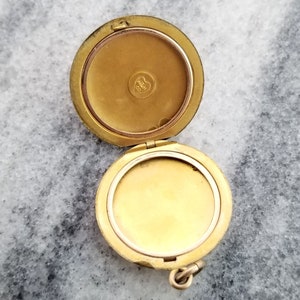 Vintage E.L.C Monogram Photo Locket, 1 Inch Across Gold Filled, Circle ...