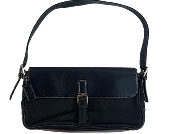 COACH Vintage Hamptons Demi Baguette Underarm Shoulder Bag COACH Vintage Hamptons Demi Baguette Underarm Shoulder Bag