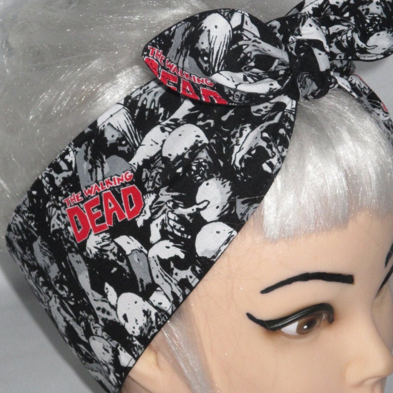 3DROPSOFPOISON - Etsy