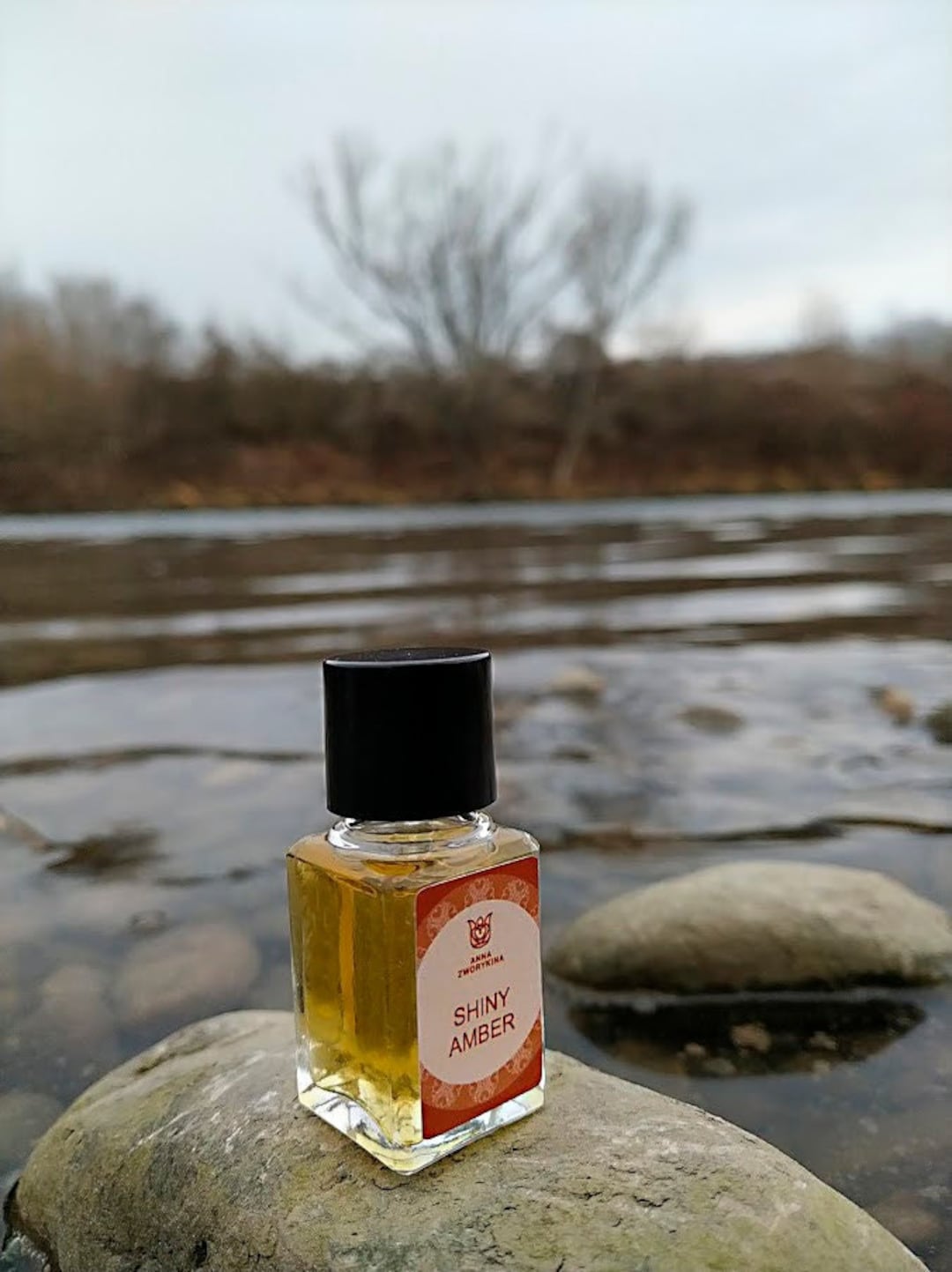 Shiny Amber Olfactory Art in a Bottle, Warm Fragrance With Lemon ...