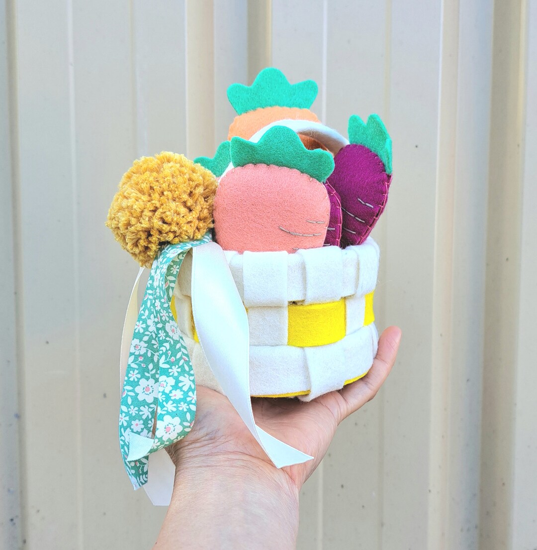 Felt Easter Basket and Carrots - 100% Pure Wool Felt, Decoration ...