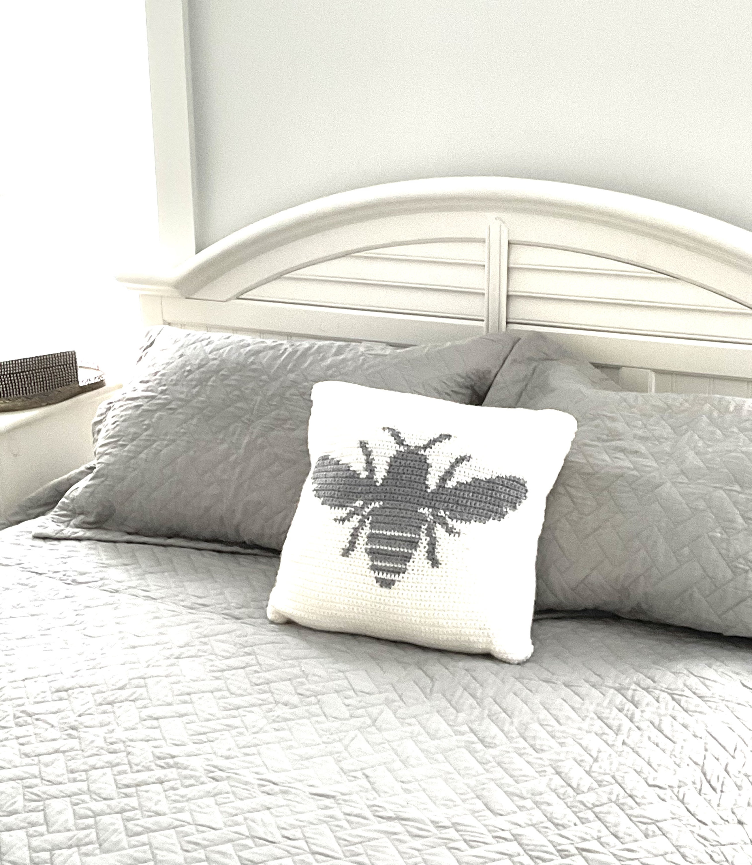 Bee Crochet Pattern 2 Pattern Pillow Bundle Bumble Bee Pillow - Etsy Canada